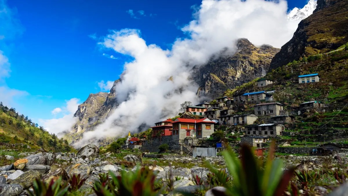 What is the Weather Like in Nepal in March, April, and May?